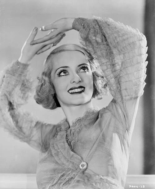 BETTE DAVIS WEARING a dress with ruffled sleeves 1930 Old Movie Photo ...