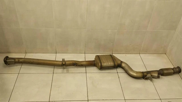 MERCEDES C CLASS W205 Down Pipe A2054901420 Auspuff Auspuffanlage ...