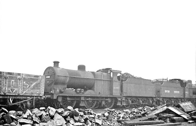 NEGATIVE 35MM LMS FOWLER 4F 44446 ON FREIGHT AT ROYSTON 16/4/1965 £3.99 ...