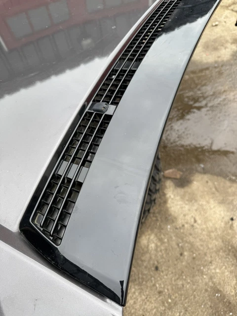 RANGE ROVER VOGUE L322 Gloss Black Bonnet Vent / Grille Trim £69.95 ...