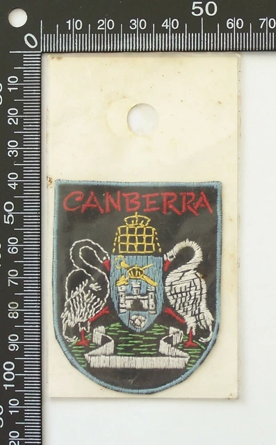 VINTAGE CANBERRA COAT Of Arms Act Embroidered Souvenir Woven Cloth Sew ...