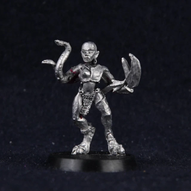 DAEMONETTE OF SLAANESH Fiendthrob Realm of Chaos Metal Citadel P123 £10 ...