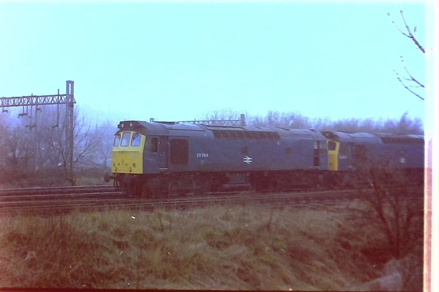 35MM RAILWAY COLOUR Negative Class 25 286 at Longport £1.75 - PicClick UK
