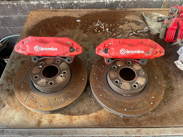 HONDA INTEGRA DC5 Type R Brembo 4 Pot Front Brake Calipers @‘Grooved ...