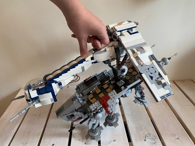 LEGO STAR WARS Clone Wars Republic Dropship con MOC AT-OT 10195 (parti ...
