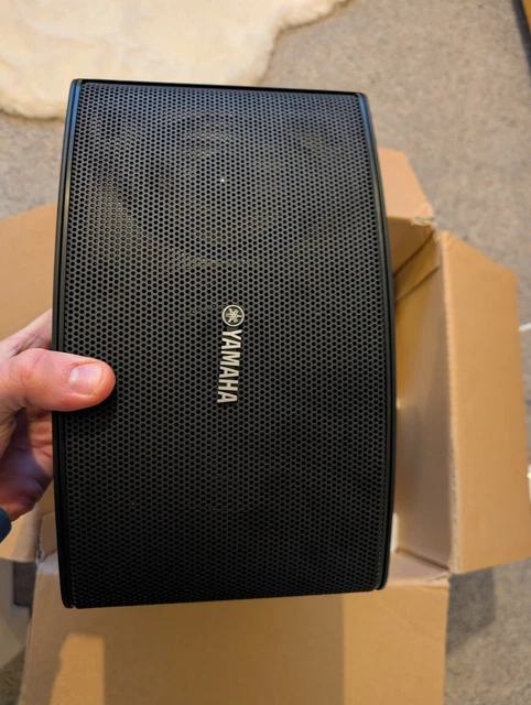 YAMAHA NS-AW392 ALL-WEATHER Outdoor Speakers Mounting Brackets White ...