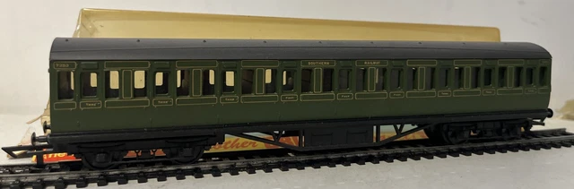 GRAFAR OO GAUGE Southern 3Rd Class Coach Green 7253 Model Railway Boxed ...