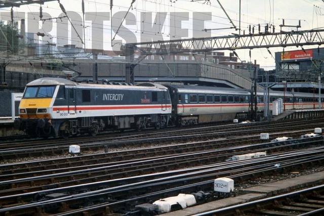 35MM SLIDE BR British Rail Electric Loco Class 90 90013 1993 Euston ...