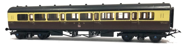 4MM/OO KIT BUILT PLASTIC GWR 8 COMPARTMENT CORRIDOR COACH '5809' £28.99 ...