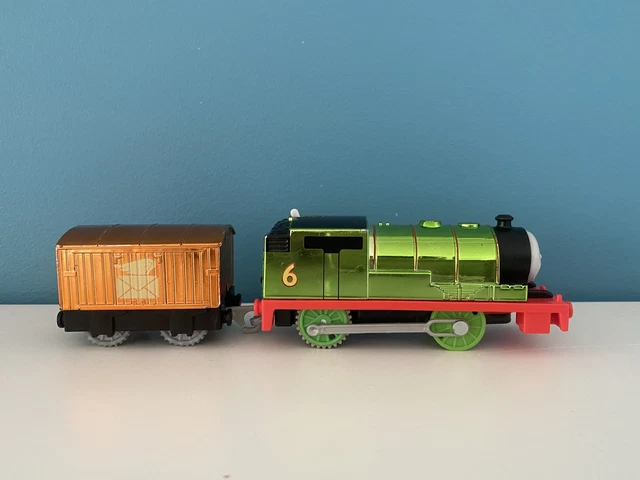 THOMAS & FRIENDS Trackmaster Motorized PERCY Train Shiny Chrome Green ...