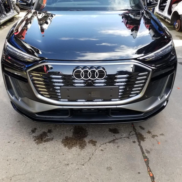 2025 AUDI Q6 E-TRON COMPLETE FRONT END 2024-2026 Y9T Mythos Black ...
