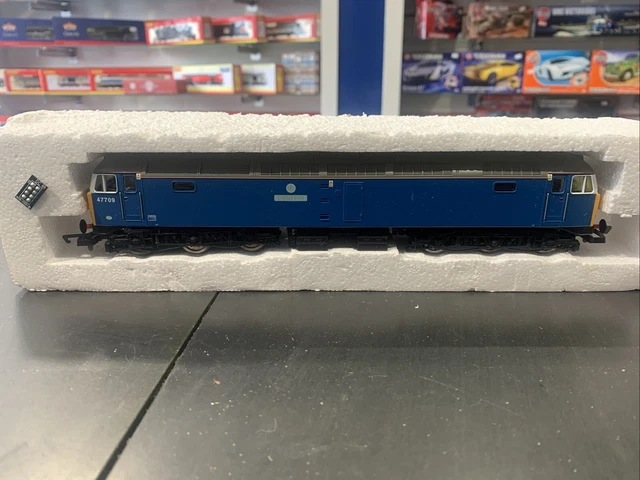 HORNBY CLASS 47 47709 ‘DIONYSOS’ Blue Pullman - DCC Fitted - Good ...