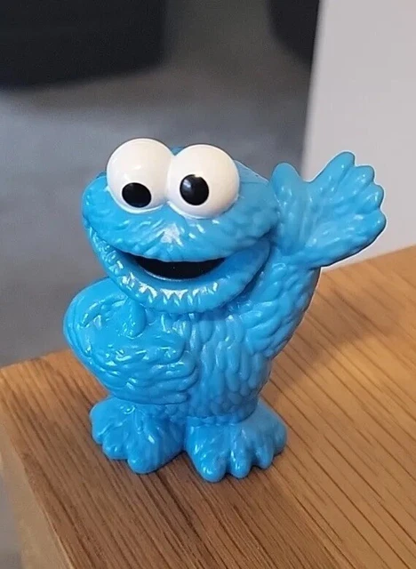 2013 HASBRO SESAME Street - Waving Cookie Monster - Plastic Toy Figure ...