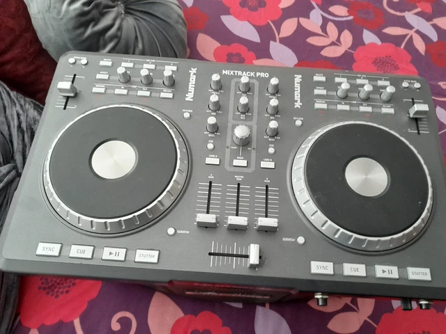 NUMARK MIXTRACK PRO DJ Controller. Grey £114.95 - PicClick UK