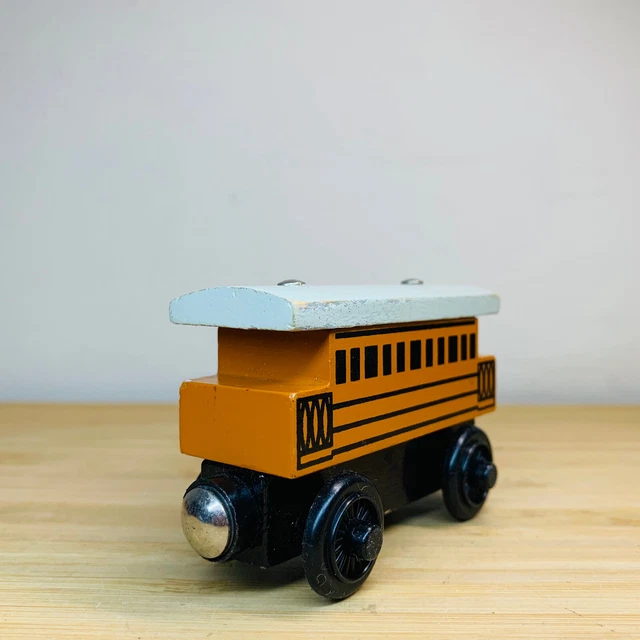 HENRIETTA - THOMAS The Tank Engine & Friends Wooden Railway Trains EUR ...
