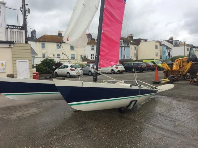 DART 18 CATAMARAN £460.00 - PicClick UK