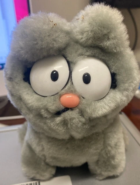 VINTAGE 1983 Nermal Plush Stuffed Animal Grey Cat Garfield Cartoon $35. ...
