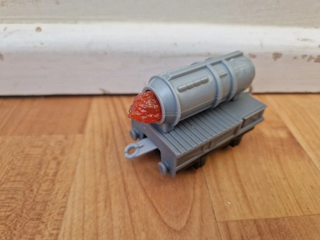 THOMAS THE TANK Engine & Friends Trackmaster Rocket Wagon Trailer For Trains £4.99 - PicClick UK