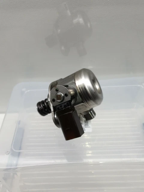 ORIGINAL MERCEDES BENZ W204 pompe haute pression A2640700500 neuf EUR ...