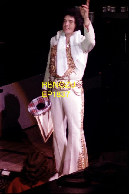 ELVIS PRESLEY LAST CONCERT PHOTO 6x4 inches INDIANAPOLIS 26 JUNE 1977 ...