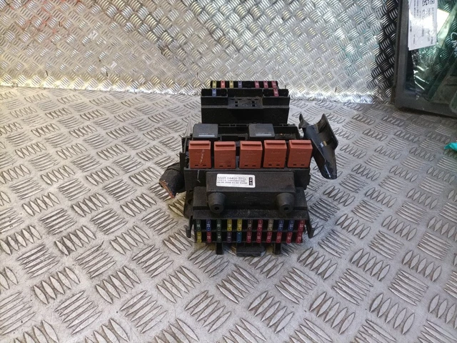 FORD KA MK1 2002-2008 Dashboard Fuse Box £53.99 - PicClick UK