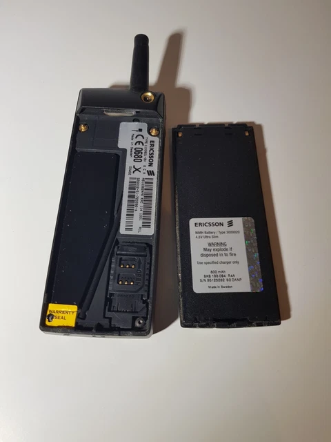 ERICSSON SH888 VINTAGE mobile phone brick phone with original battery ...