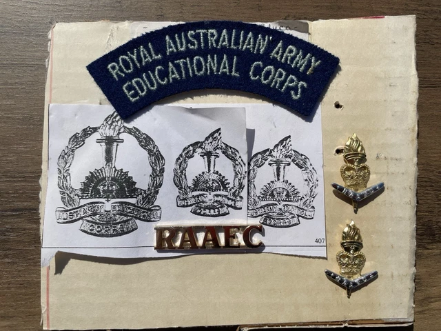 ROYAL AUSTRALIAN ARMY Educational Corps Collar Badges And Shoulder ...