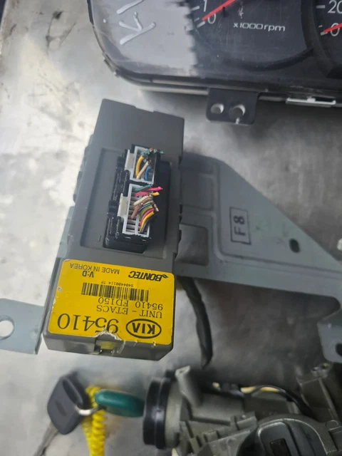 KIA RIO ENGINE Control Unit Set 1.3L Petrol 39110-2X547 £158.44 ...