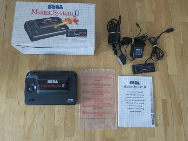CONSOLE SEGA MASTER SYSTEM II / 2 -- en boîte avec 1 manette + câbles ...