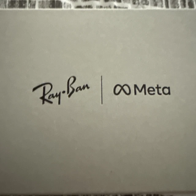 RAY-BAN META WAYFARER AI Glasses Matte Black Polarized Gradient ...