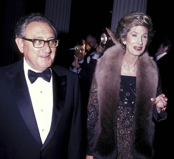 HENRY KISSINGER & Nancy Kissinger at Danny Kaye Conducts The New Y ...