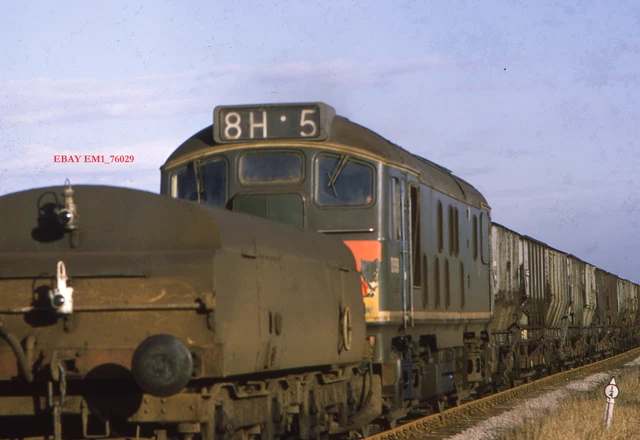 ORIGINAL 35MM SLIDE: Class 25 D5159 with Brake Tender £6.28 - PicClick UK