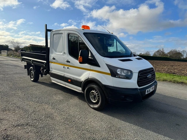 FORD TRANSIT 2.0 350 EcoBlue double cab tipper Diesel Manual RWD L3 ...