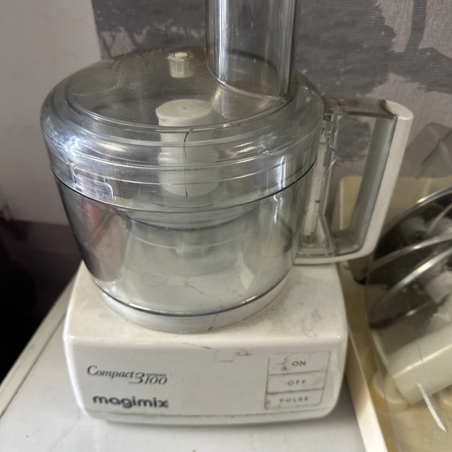 COMPACT 3100 MAGIMIX White - Fully working See images Sold As Seen £30. ...