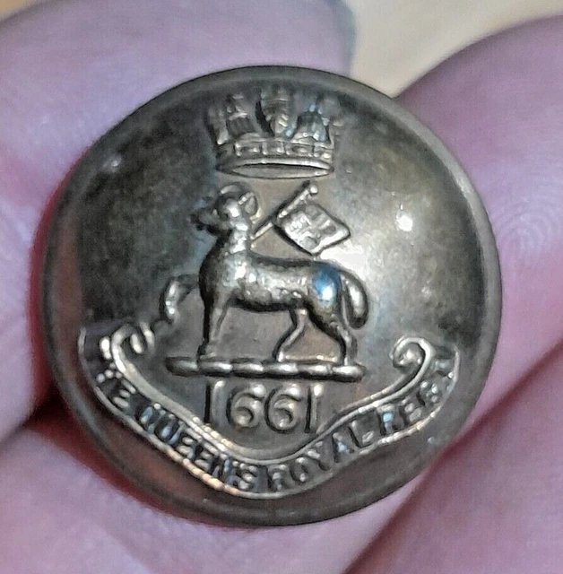 ARMY BUTTON THE Queens Royal Regiment West Surrey early 1900's GAUNT £6 ...