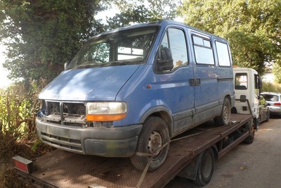 RENAULT MASTER MK2 2001 Van Camper Chassis 2.2 dCi BREAKING - STARTER ...