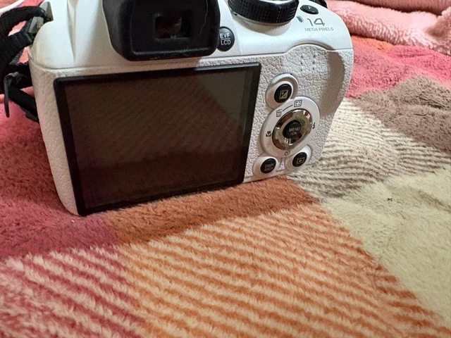 FUJIFILM FINEPIX S White Compact Digital Camera Tested from Japan $222. ...