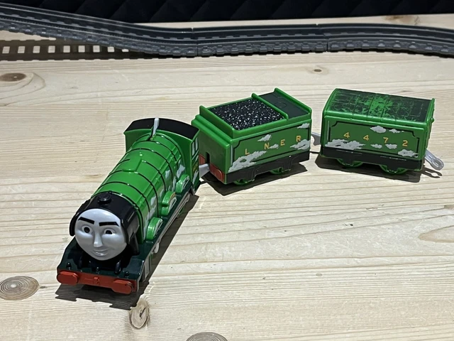 THOMAS TRACKMASTER REVOLUTION THE FLYING SCOTSMAN battery train £6.00 ...