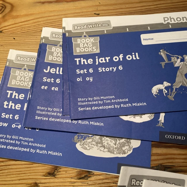 READ WRITE INC Set 6 Blue Storybooks. 10 Books Teaching Phonics paper ...