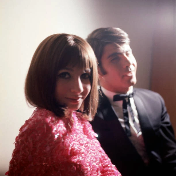 ESTHER OFARIM & Abi Ofarim 1960S Israeli Musical Pop Duo Old Music ...