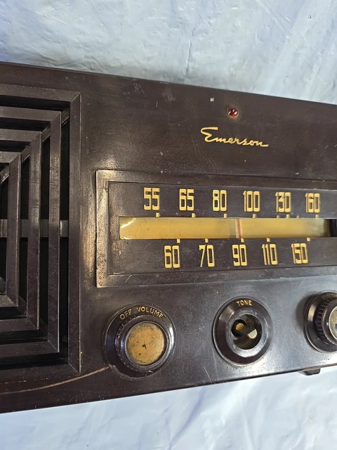1953 EMERSON MODEL 756B AM Vacuum Tube Radio Bakelite Brown Case ...