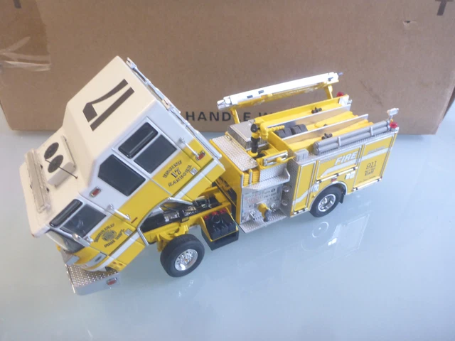 TWH 1/50 CAMION POMPIER US PIERCE QUANTUM HONOLULU Engine 17 EUR 249,90 ...