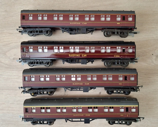 TRI-ANG TT SUPERB set of 4 repainted Sleeping coaches £52.72 - PicClick UK