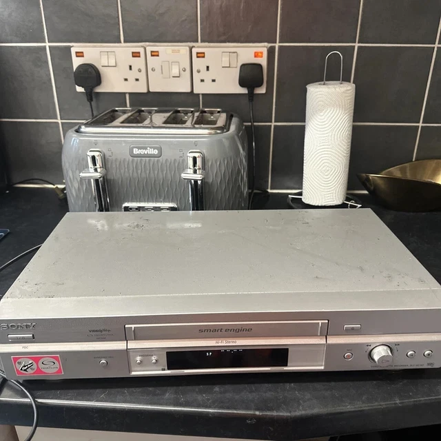 SONY SMART ENGINE VHS Video Recorder SLV-SE740 no remote £39.99 ...