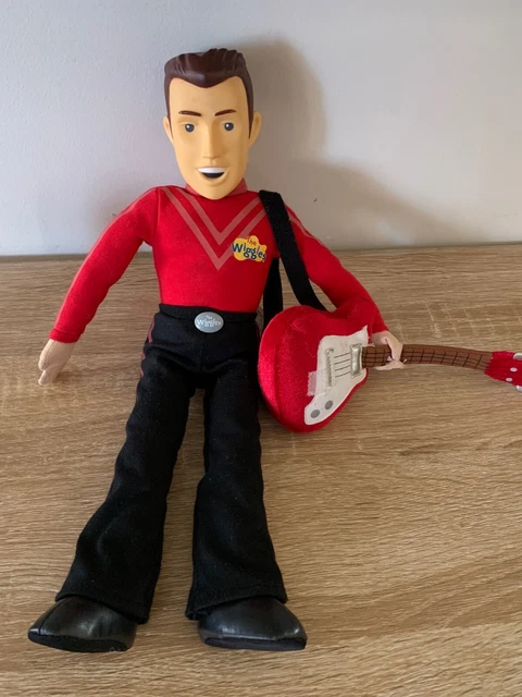 THE WIGGLES - "Simon" Red Wiggle Doll Singing Plush Soft Toy WORKS 38cm ...