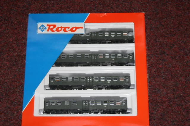 GROSSE SAMMLUNGSAUFLÖSUNG LOKS und Wagons Roco Wagons 44029 OVP (8) EUR ...