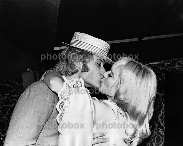 * JOHNNY HALLYDAY - Exclusive RARE PHOTO N 724 * Sylvie Vartan EUR 9,50 - PicClick FR