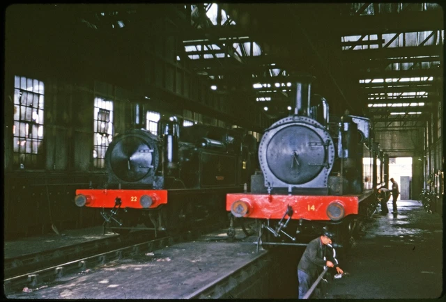 ORIGINAL RAILWAY COLOUR Slide Ryde St Johns Shed W14 Fishbourne/W22 ...