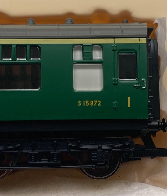 HORNBY R4115D BR Mkl Composite Coach (Southern Region) #S15872 BNMIB 00 ...