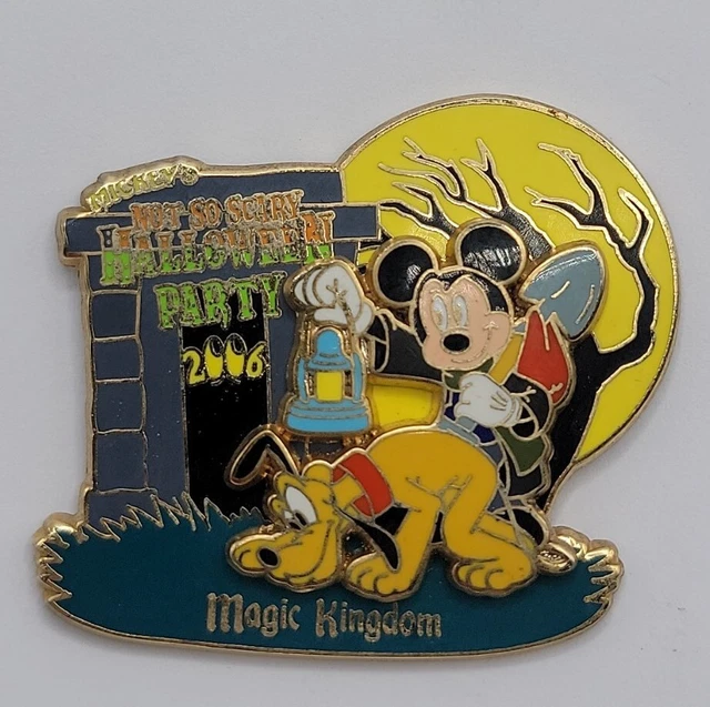 DISNEY MAGIC KINGDOM Mickey's Not So Scary Halloween Party 2006 Limited ...